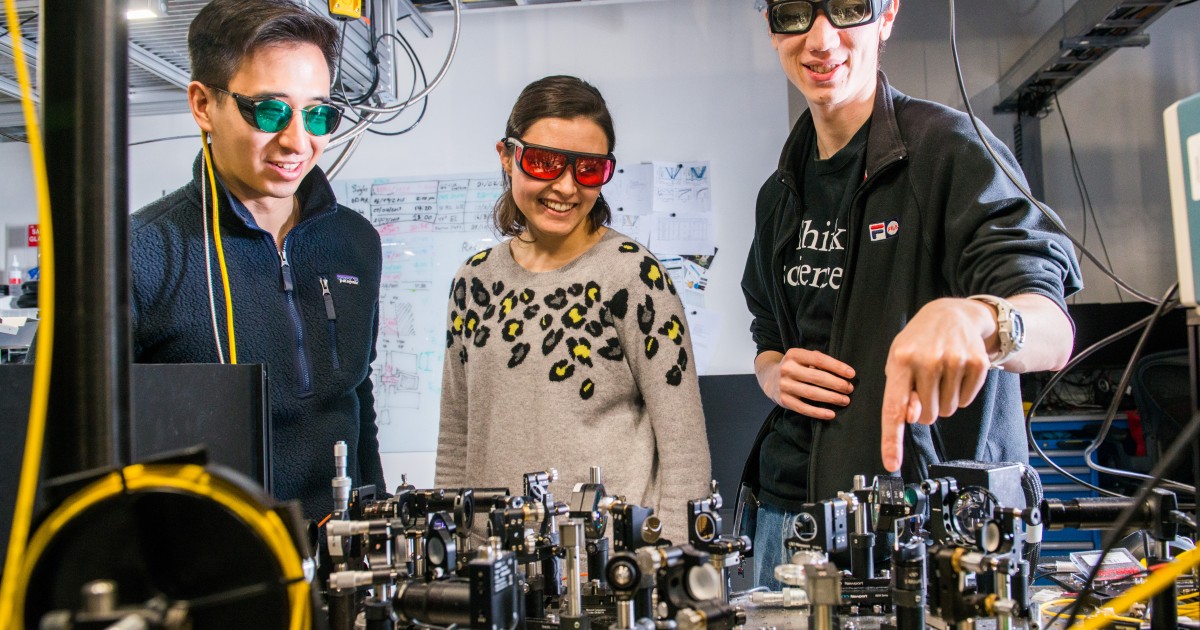 Open Quantum Initiative Undergraduate Fellowship | Chicago Quantum Exchange