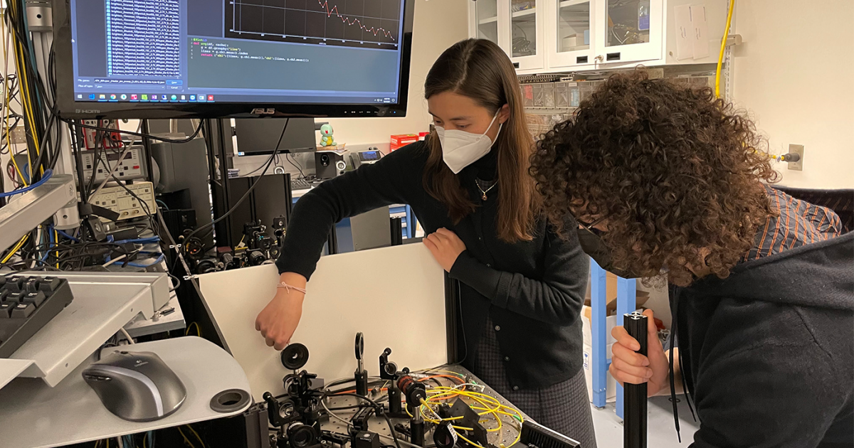 UChicago researchers set record by preserving quantum states for more ...